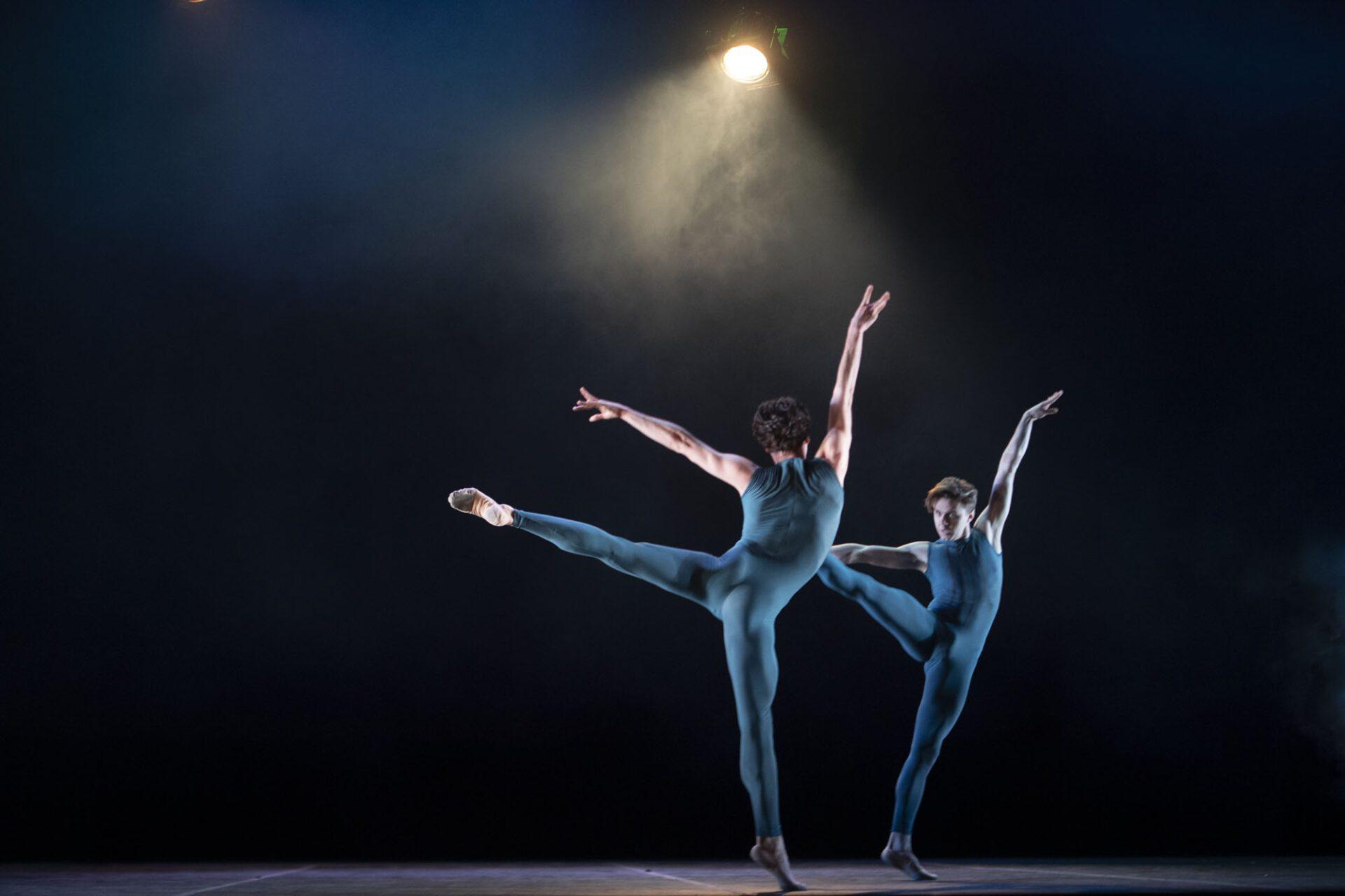 Sonatra | Ballet, Dance | videotanz